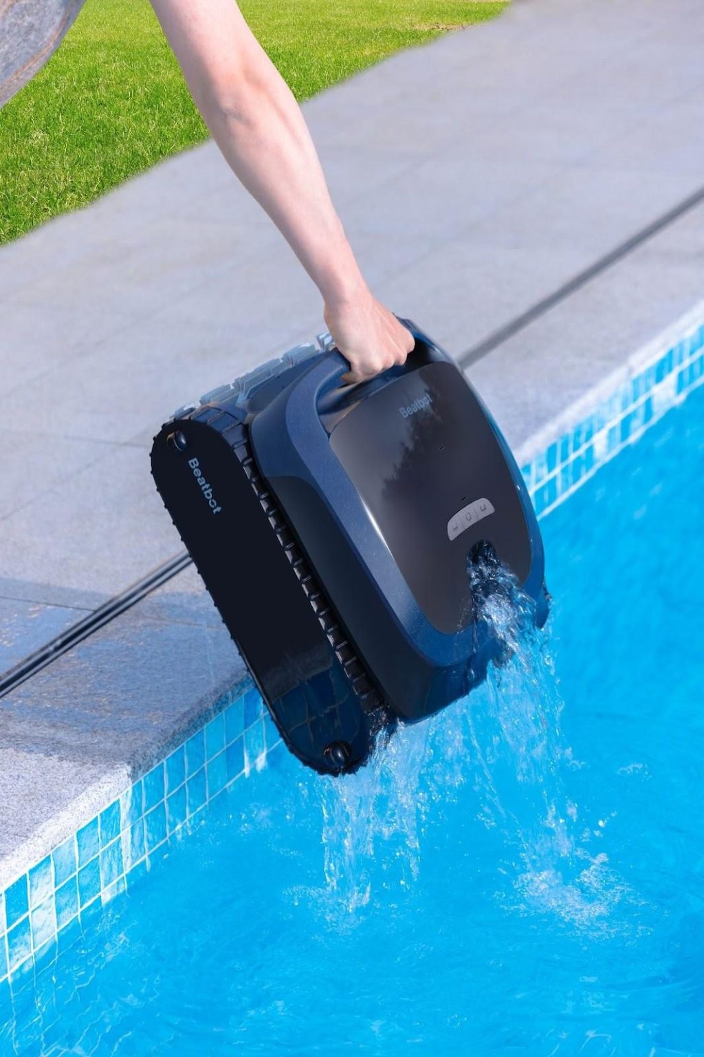 Robot Pool Cleaner: Best Picks for Small Backyard Pools